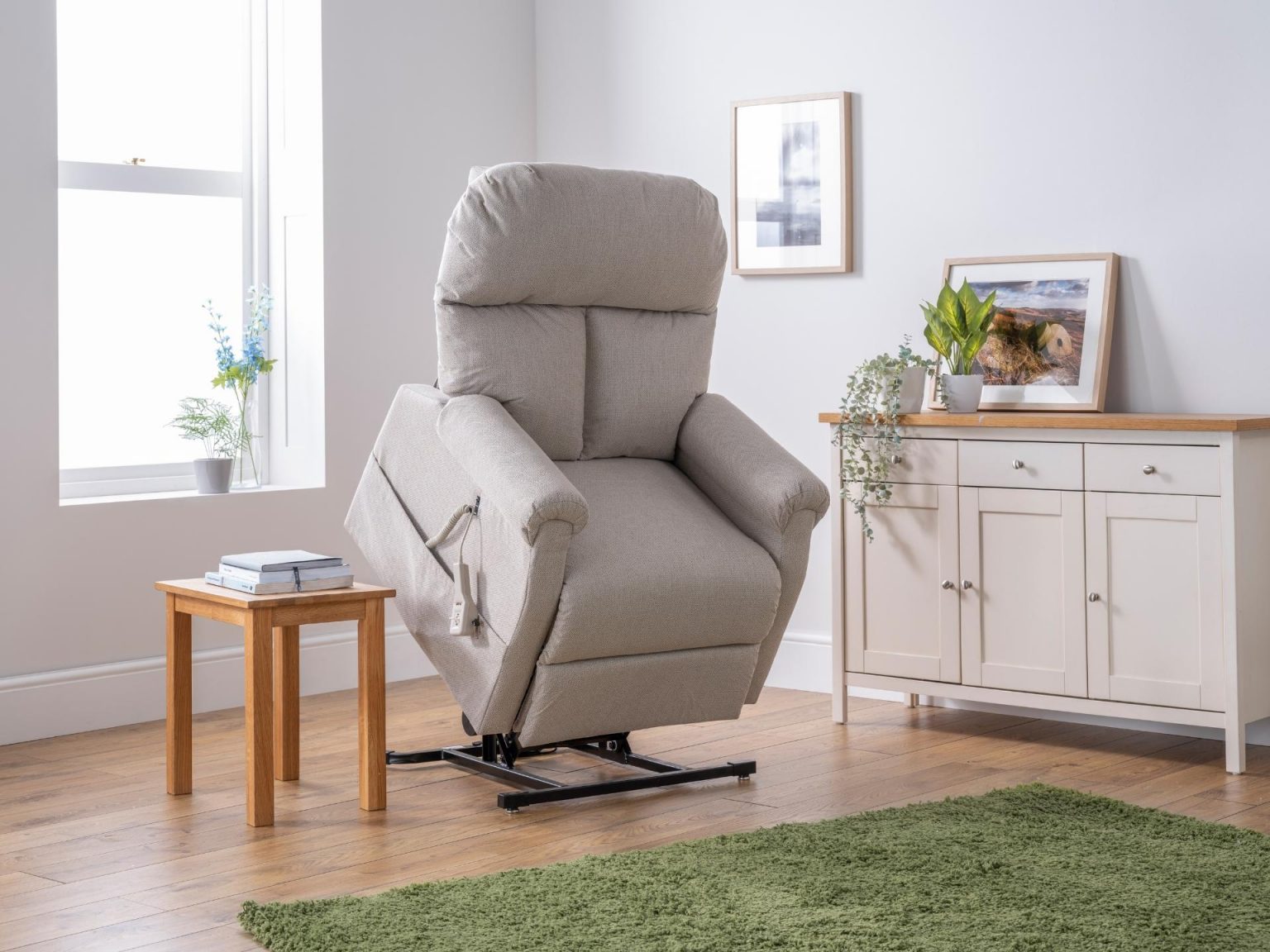 Homepage - Sitting Pretty